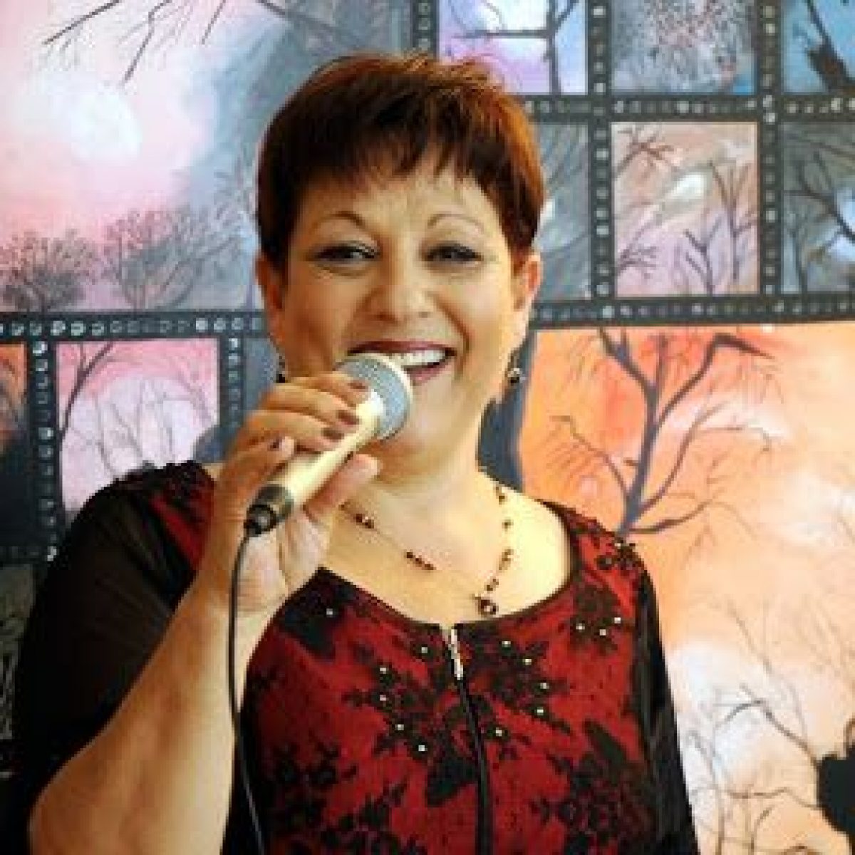 The lure of Ladino – Sarah Raz’s musical journey back to her Spanish ...