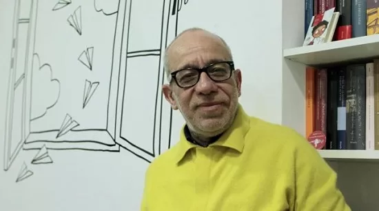 Muere el escritor turco Mario Levi, cronista de la vida de los ...